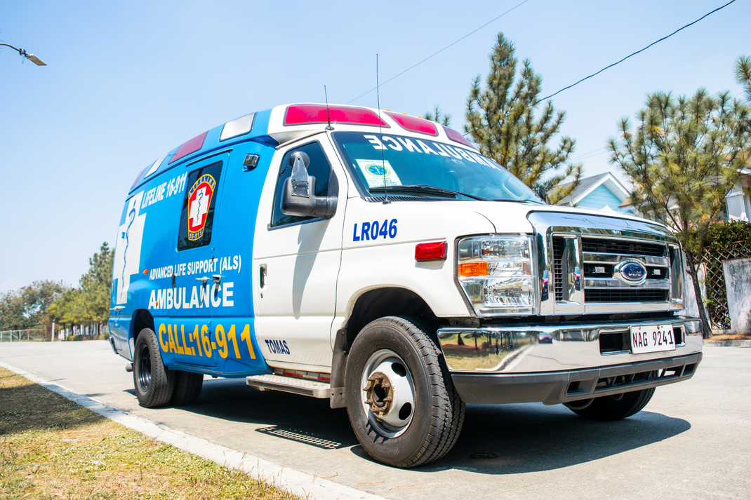 Dedicated Ambulance Lifeline 16911